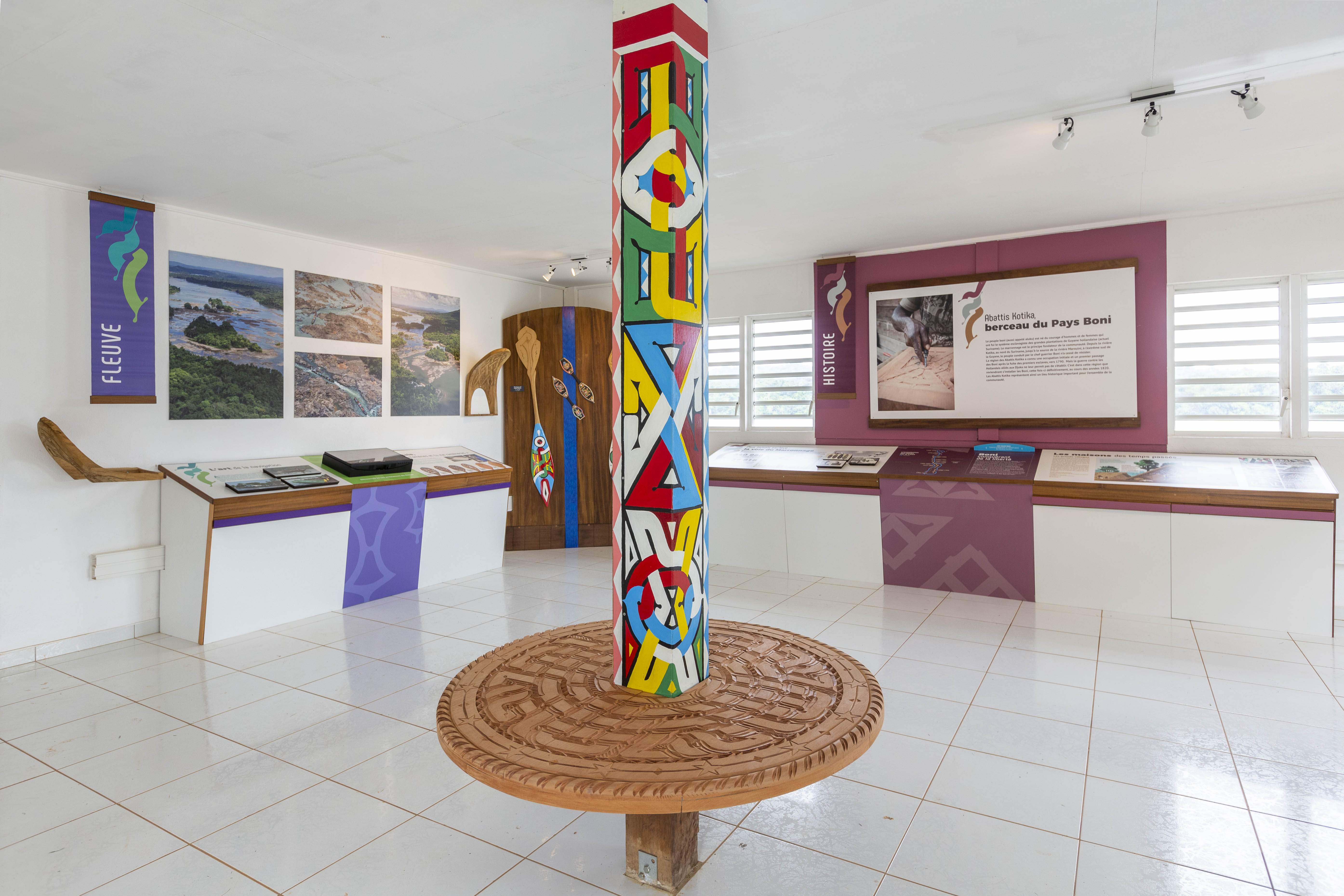 L'exposition "Abattis Kotika, berceau du Pays Boni" est inaugurée ...
